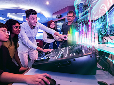 Faculty of Creative Multimedia - Diploma in Digital Motion Graphic